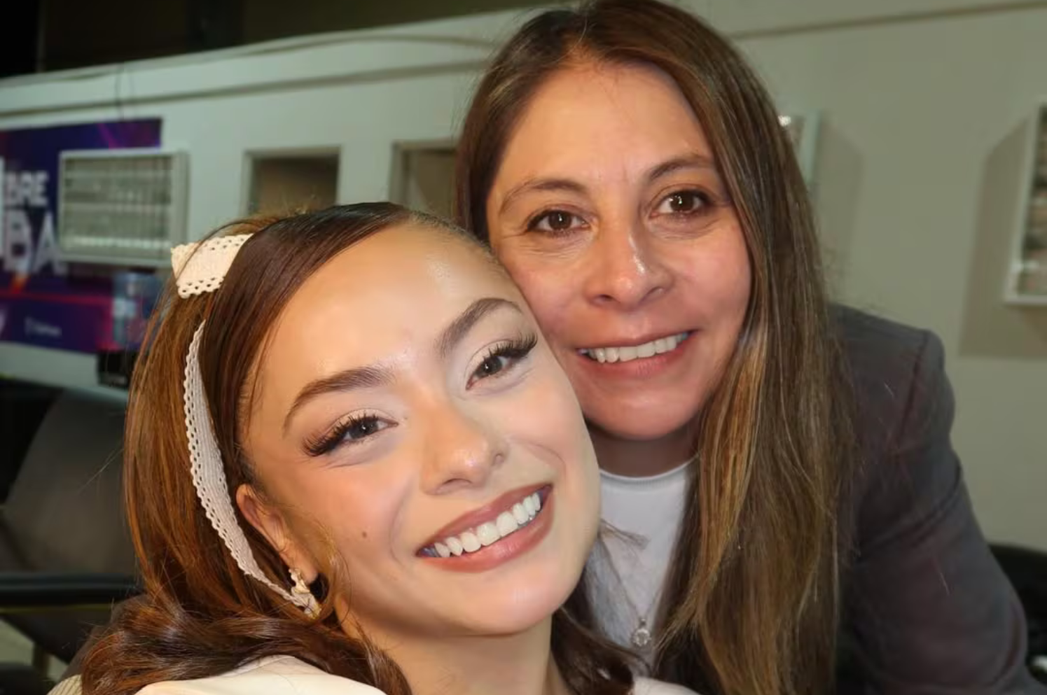 Mamá de Skarleth Labra hizo revelación sobre el piscinazo : Mamás Bellas